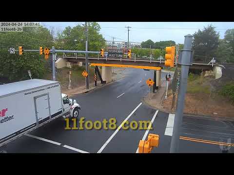 Roof modification at the 11foot8+8 bridge - 11 FOOT 8